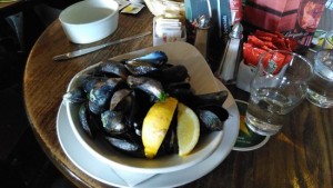 Goosers Bar & Restaurant - Irish Pubs